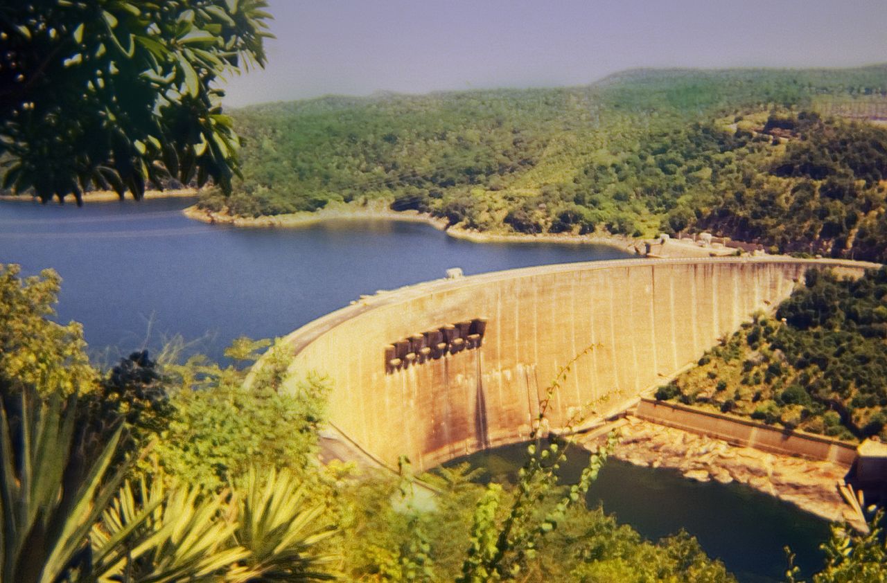 Fate of the Kariba Dam - The Zambian